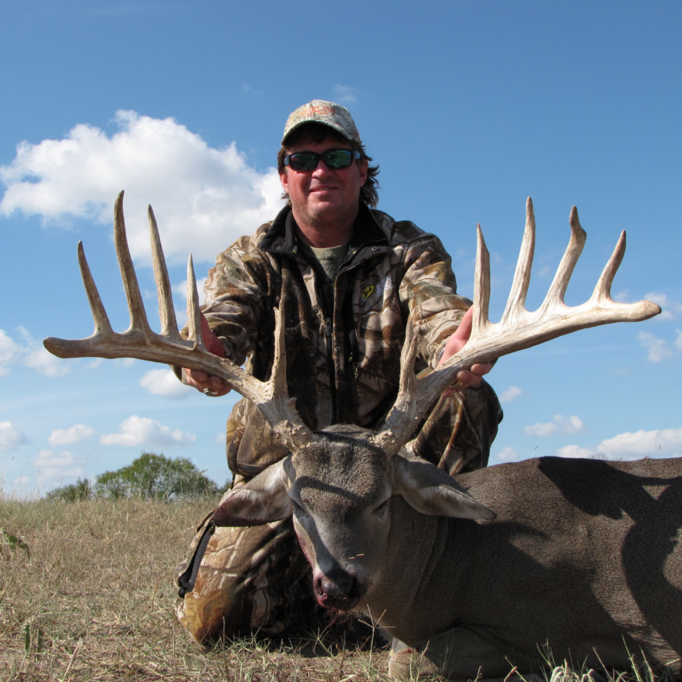 Big Buck Hunts - Lonesome Bull Ranch